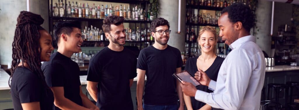 The Importance of Effective Communication in the Hospitality Industry ...