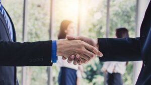 What Is Closed Loop Communication? A Comprehensive Guide - theEMPLOYEEapp